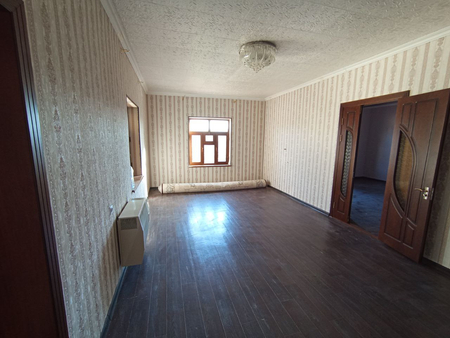 Hovli sotiladi. Shinam va sharoitlarga ega hovli sotiladi