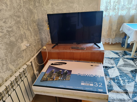Телевизор Samsung - 32