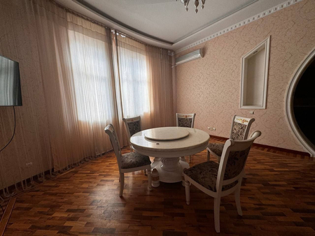 Мирзо Улугбекский район продается дом