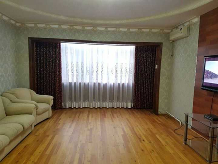 Продам квартиру 5/4/9 метро Айбек 130кв.м с ремонтом