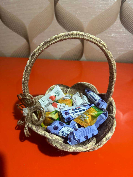 Конфетница из шнура для макраме