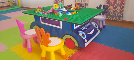 Qum va lego uyinlar toplami