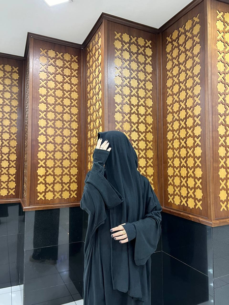 Vapwe bomba narxlarda soni cheklangan abaya 3 tali kamplekt