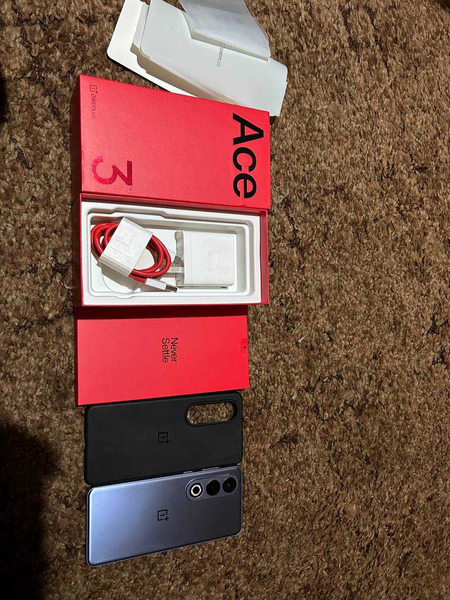 продам OnePus ACE 3v 12/512 идеал