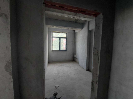 продаётся квартира на новостройке мирабадский район масив Куйлюк