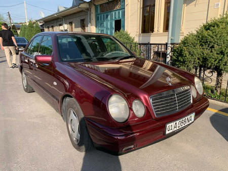 Срочна продается! Mersedec Benz W210