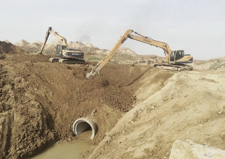Ekskavator 12 metr Xizmati Chuqurni tozalash Zovur Zakaj