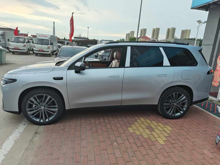 LEAPMOTOR C16. B наличии.Hybrid.. Фулл. В Ташкенте.