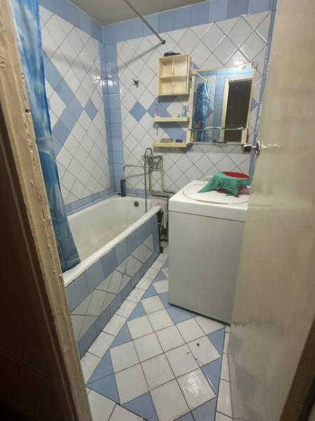 Продаётся 3ком.кв. на Сергели 4