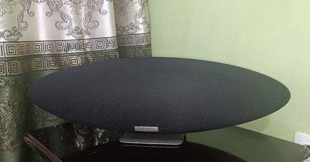 Bowers & Wilkins Zeppelin