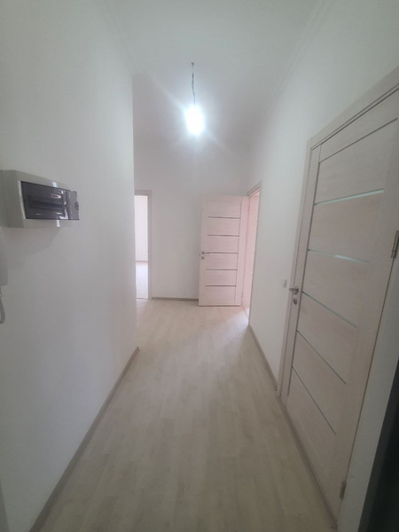 Srochno 3xonali uy sotiladi Yangi darxonda 2 xonalini puliga