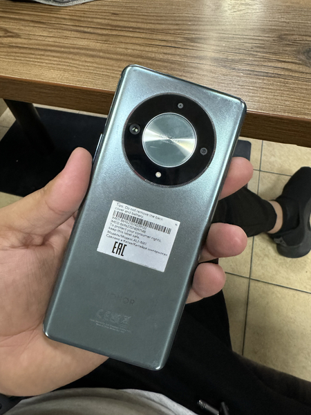Honor X9B 8/256 Ideal sostayniyada