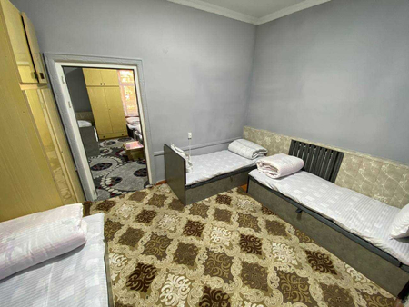 Talabalar uchun Hostel arzon va toza.