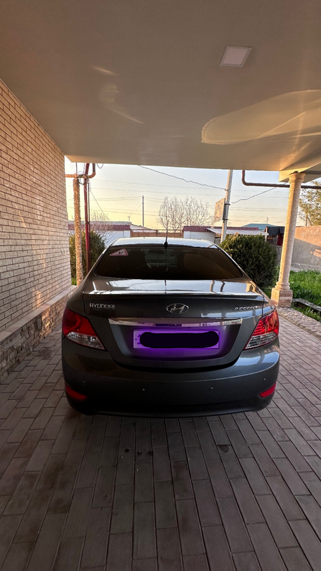 Hyundai Accent 2013 Full