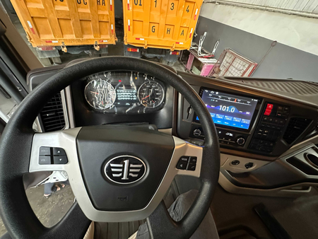 Самосвал на метане FAW JH6 6x4 CNG в наличии!
