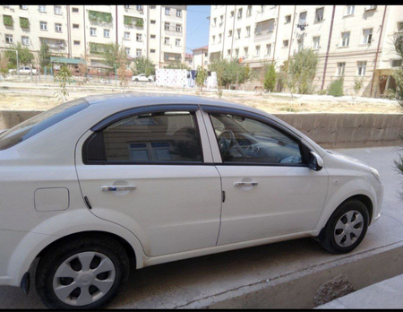 Chevroler nexia 3