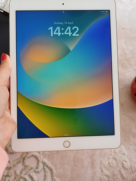 IPad 9 inch 128GB