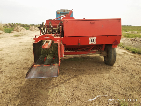 Presspodborshik Traktor T40