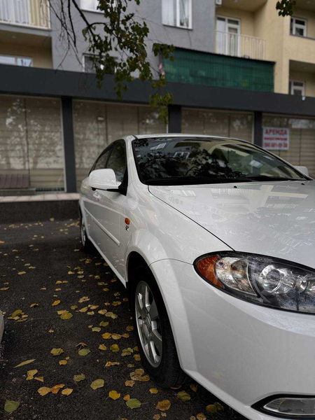 Chevrolet Lacetti avtomat 2021  3-PAZIDSA