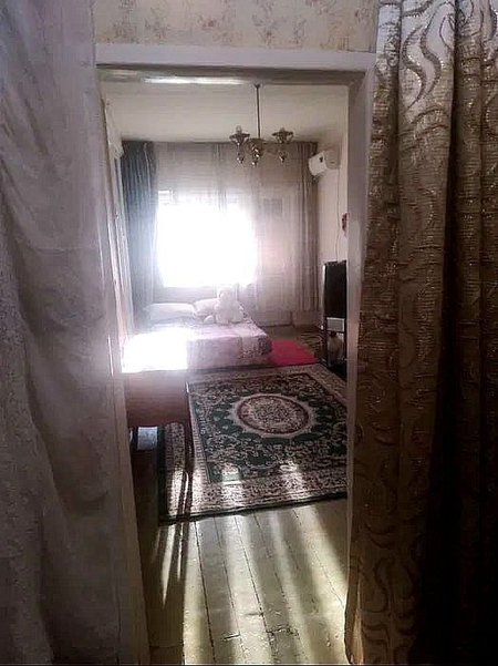 Sh.Rustavelli 2/5/5 kirpich, or-r Cvetochnii bazar
