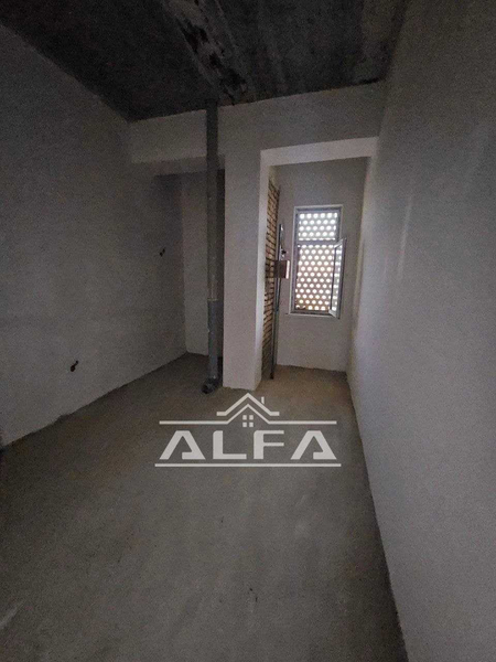 2 xonali 68m³ 3-qavat sotiladi.
