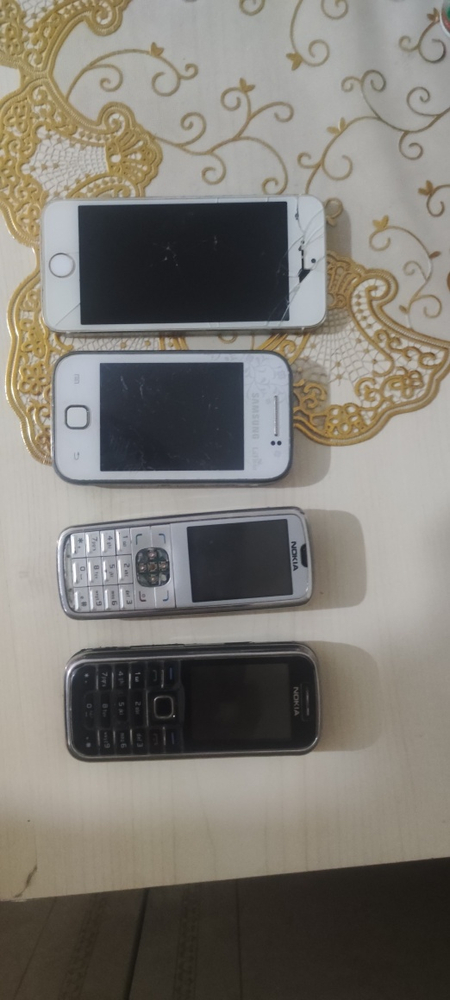 Telfonlar sotiladi