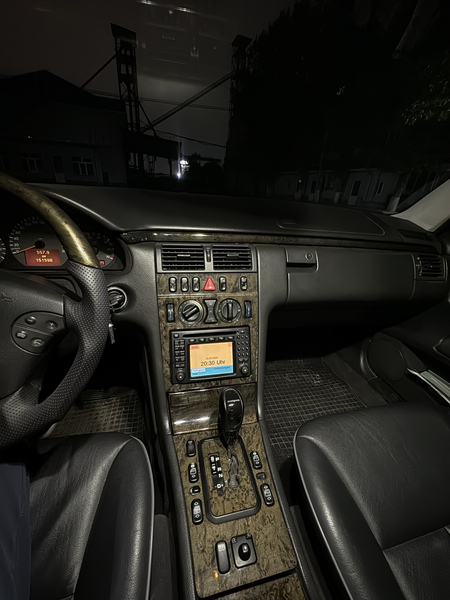 Mercedes w210  Avangard 3,2