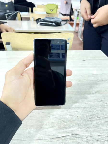 Samsung S10 5g нужны деньги
