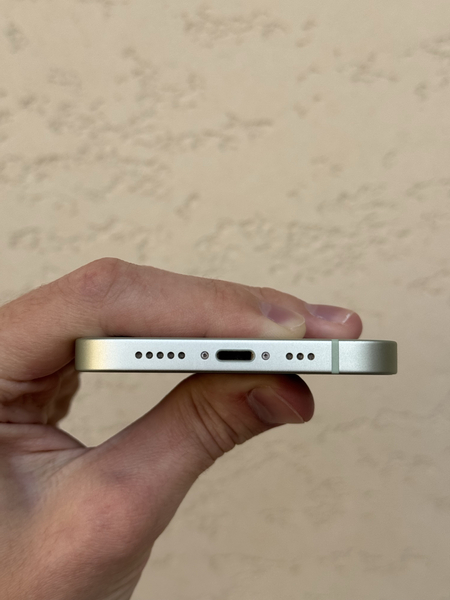 iPhone 12 64гб