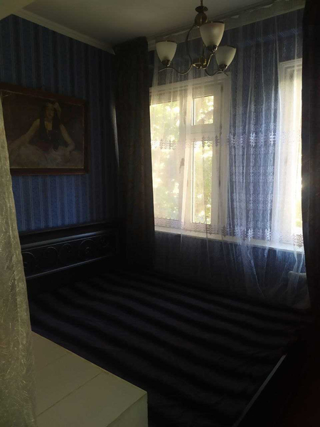 Срочно сдаётся квартира на яккасарайском районе 2х комнатная 400$