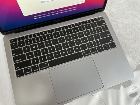 Macbook Air 13 2019 года (space grey)