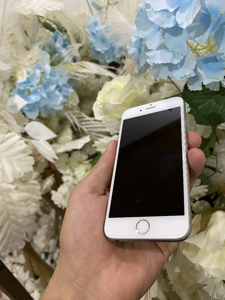 Iphone 6s.      .