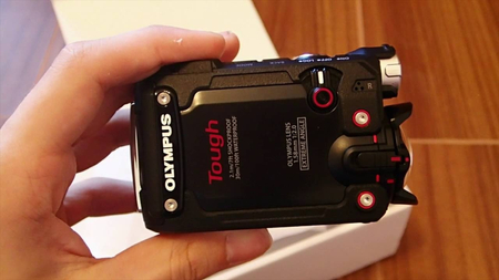 Экшен камера Olympus TG-Tracker