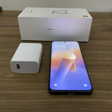 Xiaomi 12 (флагман)