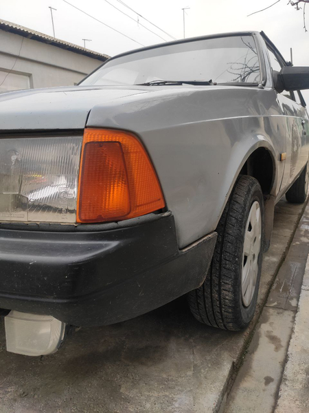 Moskvich 2141 sotaman