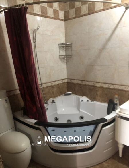 Фархадский рынок 5комнат/3этаж 110м2 Продаю‼️