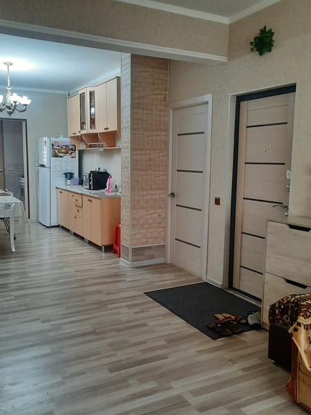 Продаётся квартира 4/3/9 на массиве куйлюк 7.Сергилинский  район 93кв.