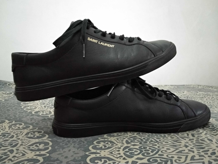 Кроссовки 'Yves Saint Laurent' (размер 40).