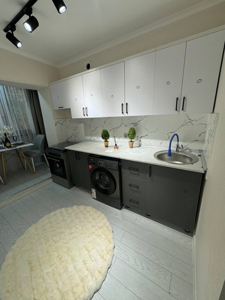 1/3/4 Ялангач - Академ Городок 
(Кирпич 1,5x3) 30m² 


Состояние: Евро