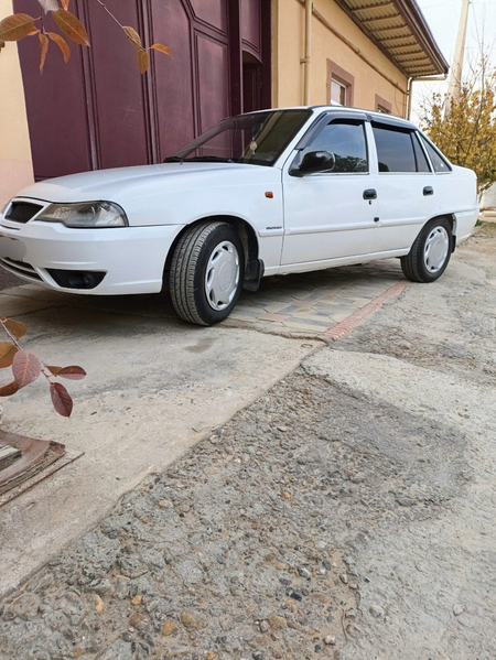 Nexia 2 1.6 Donc sotiladi