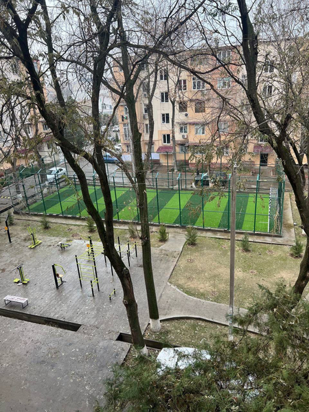 Продается 2 комнатная на Максим горького Единое окно