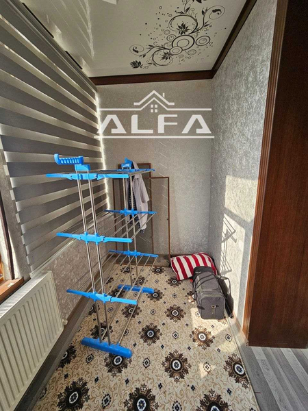 3 xonali 75m² 4-qavat sotiladi.