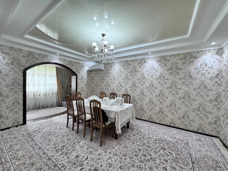 Срочно продам квартиру 4/4/9 Юнусабад 12
