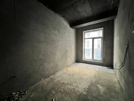 ЖК Oq Saroy 2*3 ком/2/8 площадь 85м2. Ул. Паркентская Макро