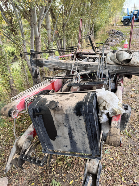 Vishka evakuator manuplator zapchastla