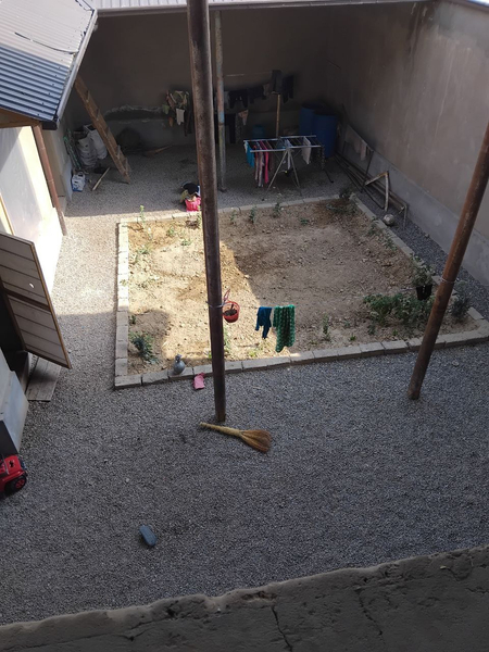 UY sotiladi 8 xonali zaliyam bor