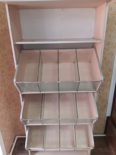 Продаётся шкаф под конфеты