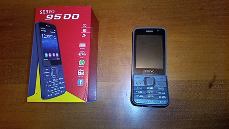 SERVO V9500 4 сим. Не рабочий