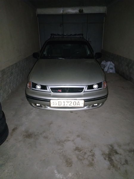 Нексия 1  донс 1.5  2006 года выпуска.