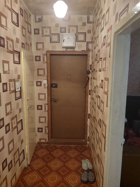 Чиланзар 12кв 3/1/4 балкон 1.5/3 Чистая Орр Шох мед 65м² срочно